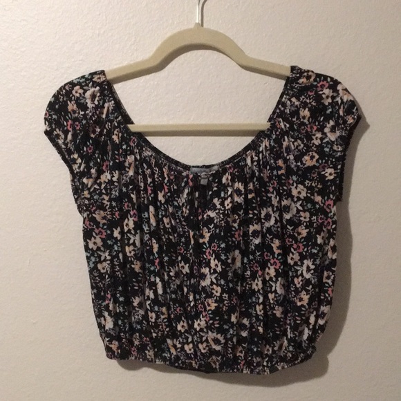 Charlotte Russe | Tops | Donating Soon Floral Flowy Crop Top | Poshmark